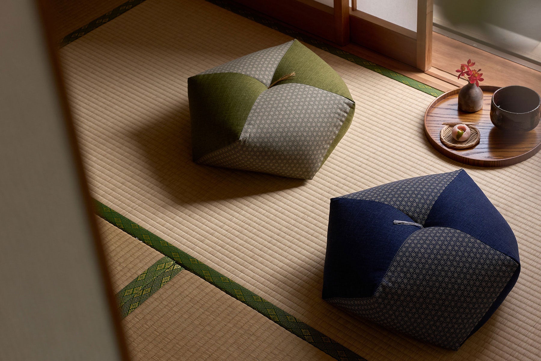 What is a Zafu? 10 Things to Know About Zafu Meditation Cushions ...