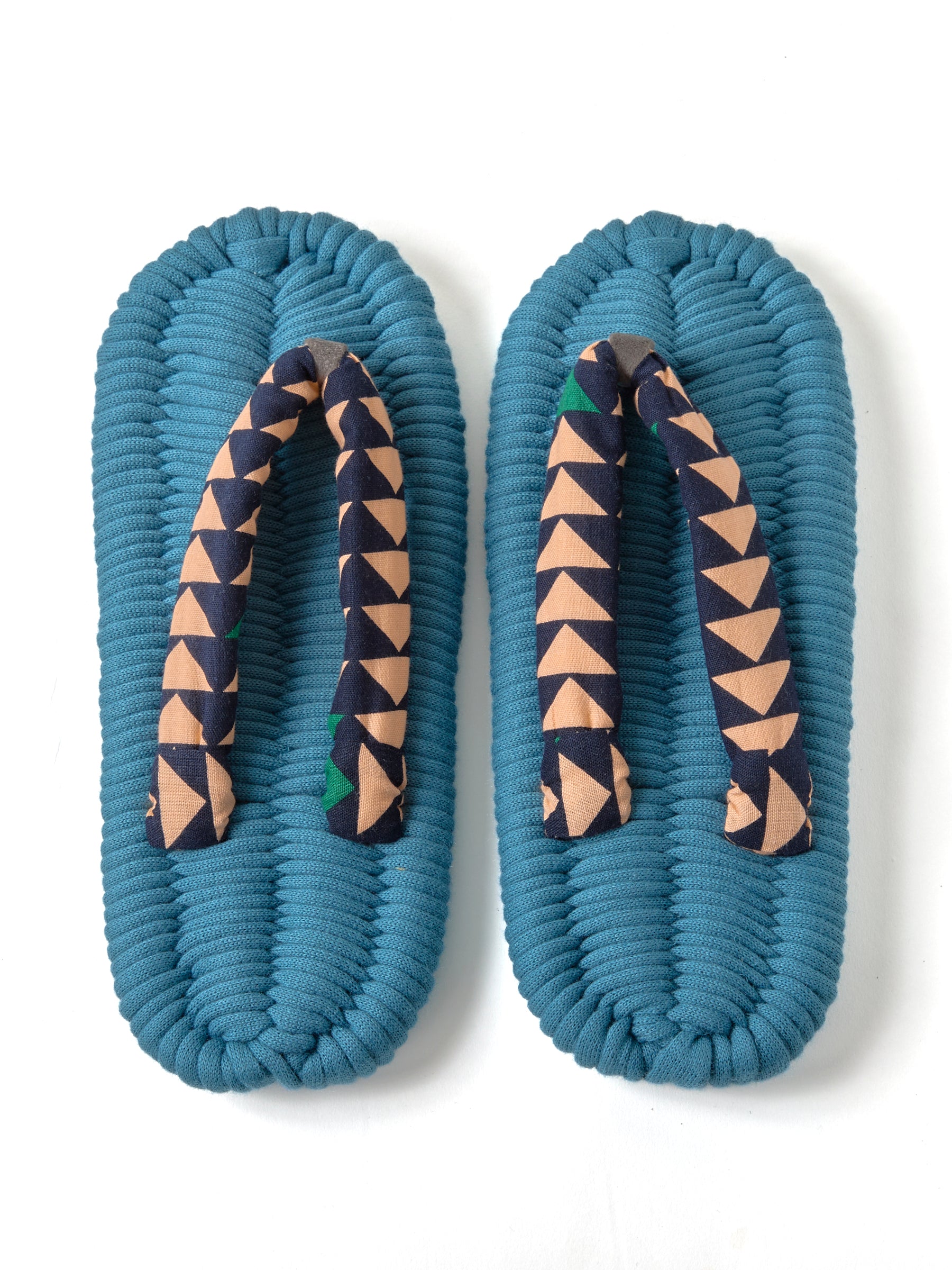 Uroko Zori Unisex Japanese Slippers | Japan Objects Store